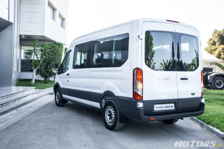 Présentation du Ford Transit Minibus 15 places - Motors.tn