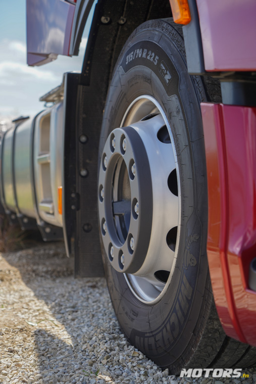 Lancement de la nouvelle gamme lourde IVECO : S-WAY et T-WAY - Motors.tn