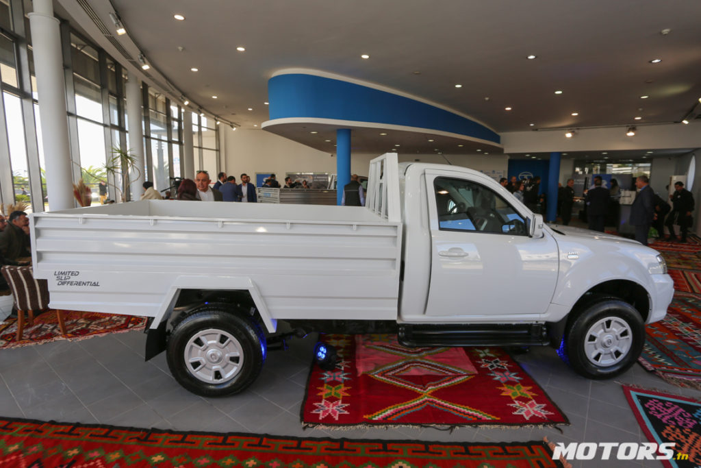 TATA Motors lance en Tunisie son nouveau Pick-Up Tata Xenon X2 Simple ...