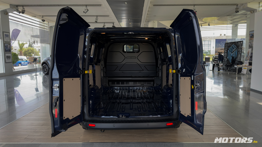 Le Ford Transit Custom : L'utilitaire polyvalent et fiable pour les ...