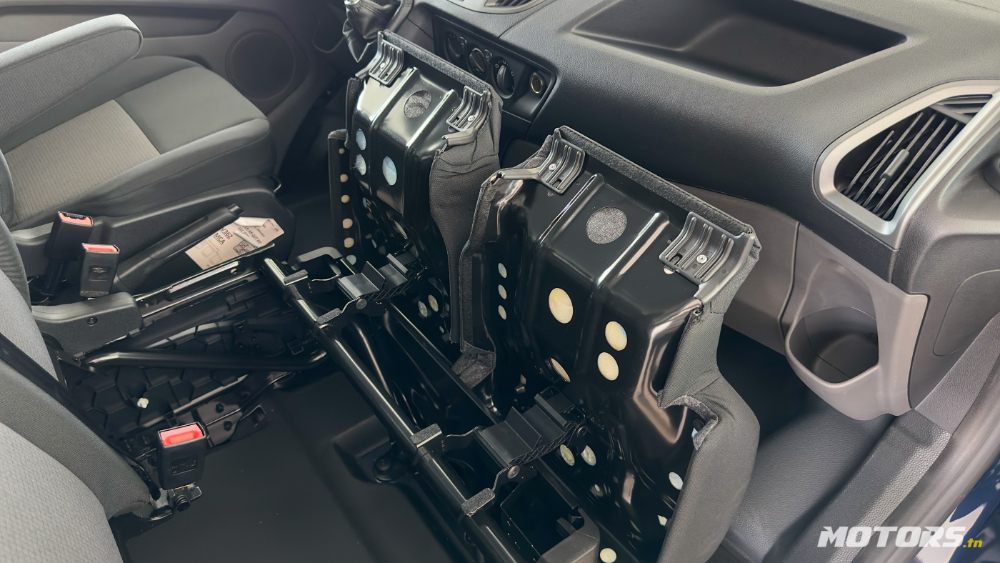 Ford Transit Custom : La Solution Idéale pour les PME Tunisiennes ...