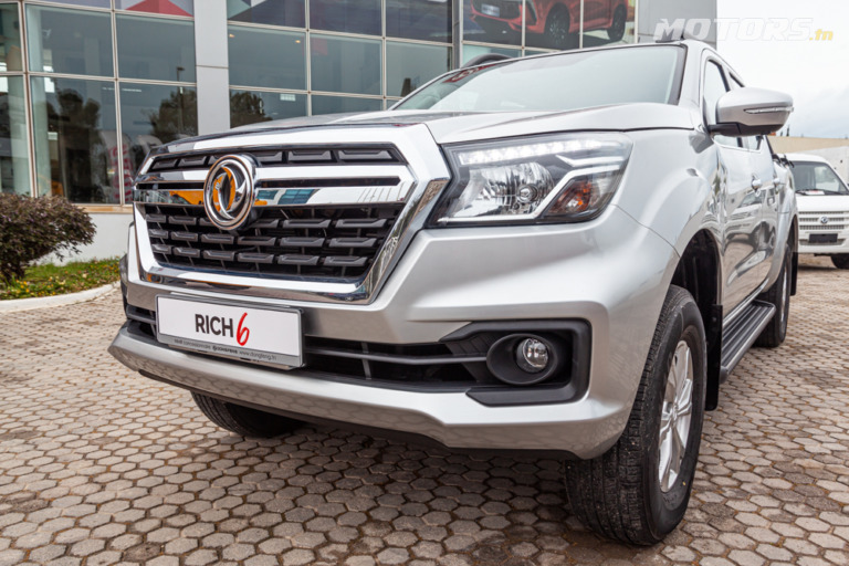 Présentation de la nouvelle version 4x4 du Pick-up Dongfeng Rich 6 ...